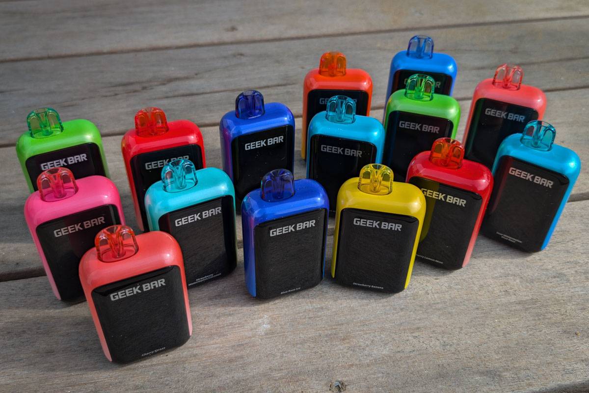 10 Best Disposable Vapes 2024